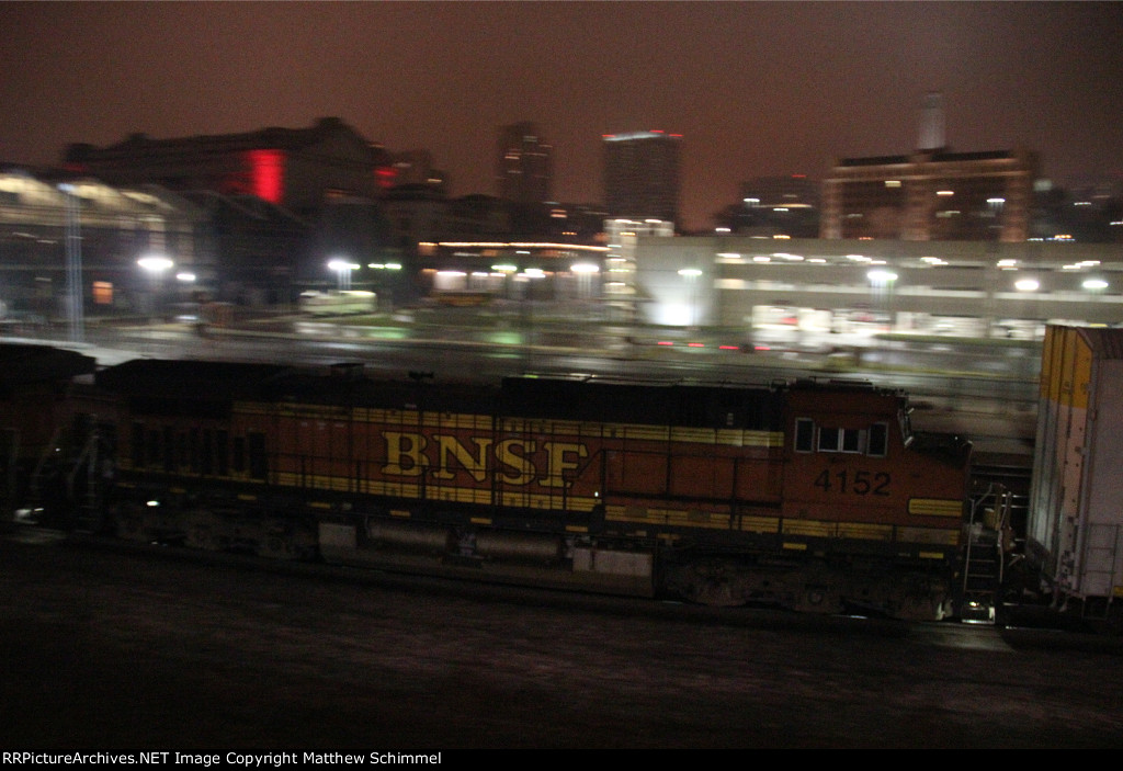 BNSF 4152